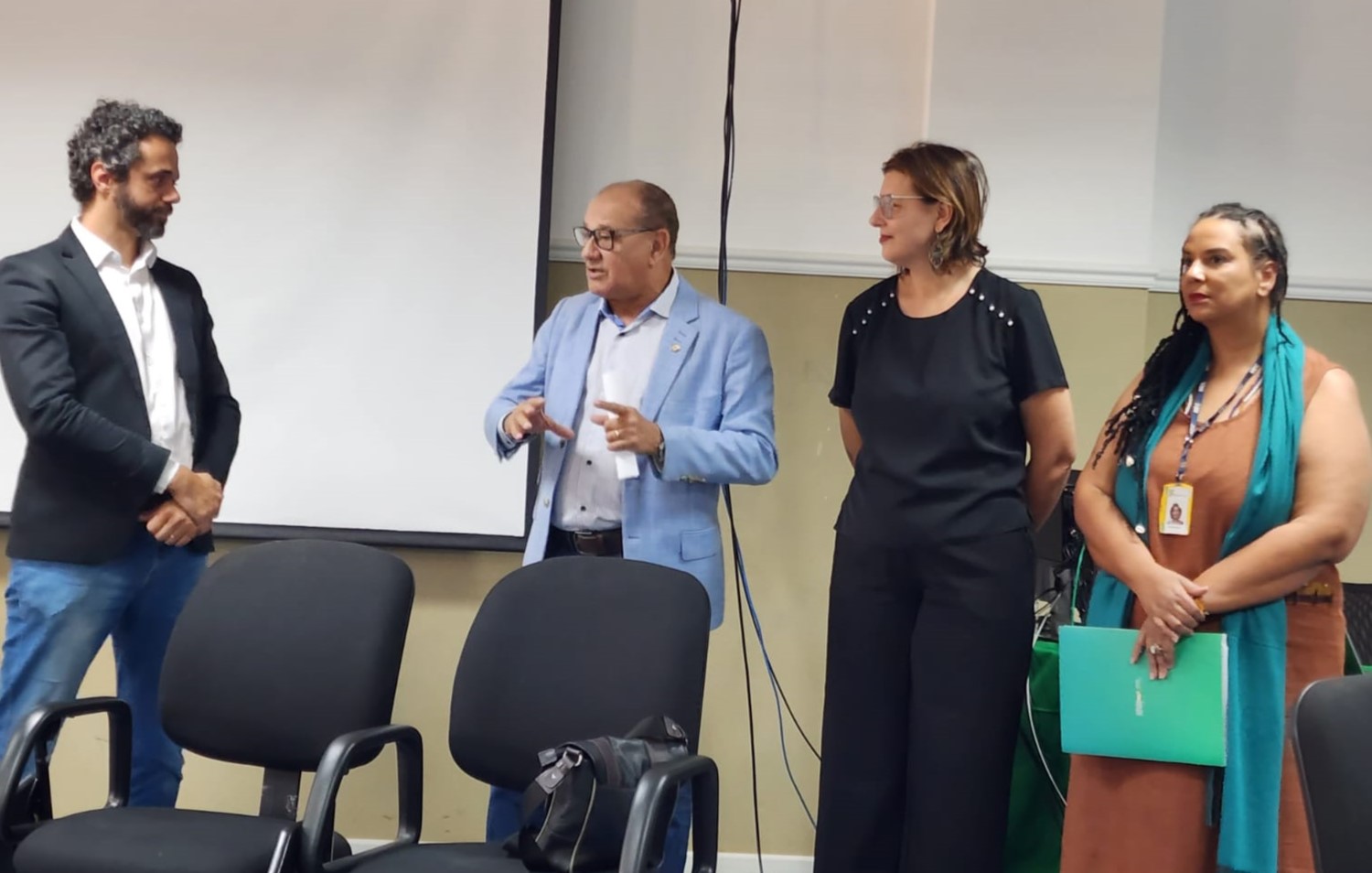 Verticaliza inicia módulo presencial — Ministério da Educação