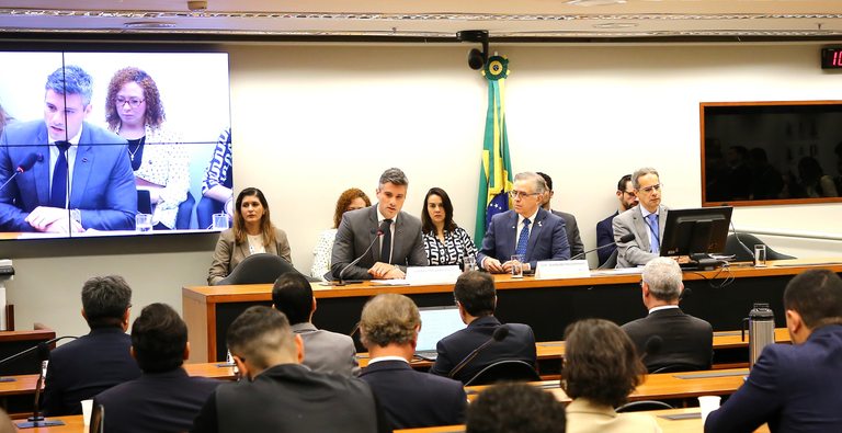 MME apresenta na Câmara estudos que apontam redução do risco ao ...