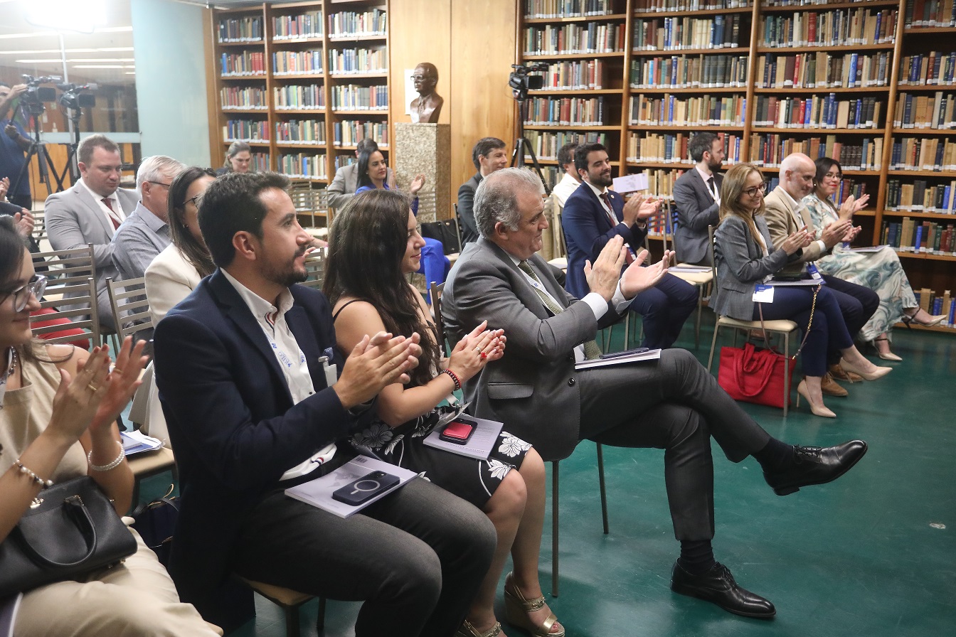 Palestra do Ministro Almir Lima Nascimento (IPRI) — Ministério das ...