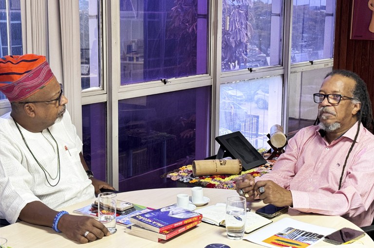 Palmares recebe babalaô para debater parcerias culturais — Fundação ...