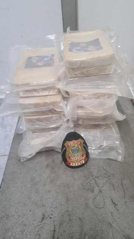 PF apreende 11 kg de pasta base de cocaína — Polícia Federal