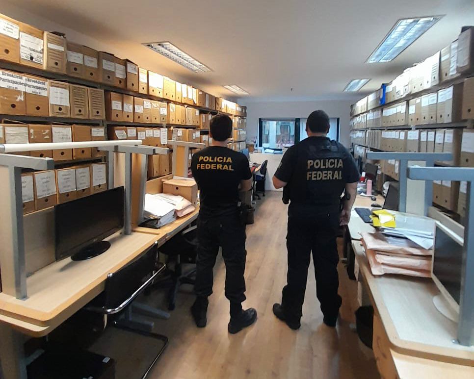 Polícia Federal deflagra operação Sofisma no Rio de Janeiro — Polícia ...