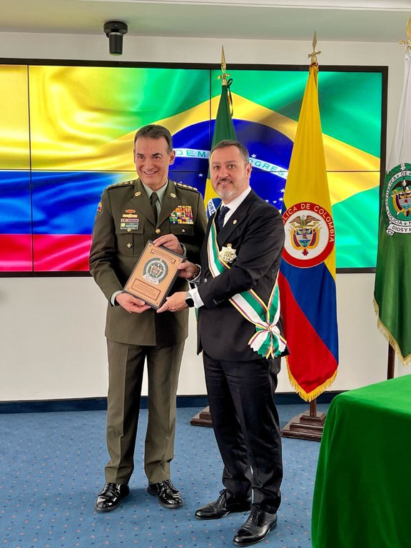 PF e Polícia Nacional da Colômbia assinam Declaração de Intenções para ...