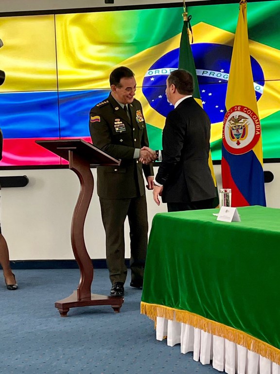 PF e Polícia Nacional da Colômbia assinam Declaração de Intenções para ...