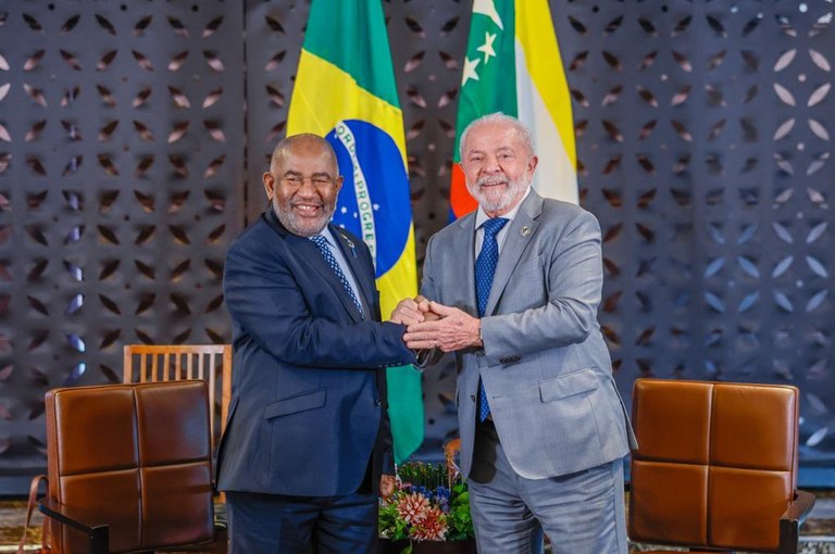 Lula announces that Brazil will back the African Union's entry to G20 ...