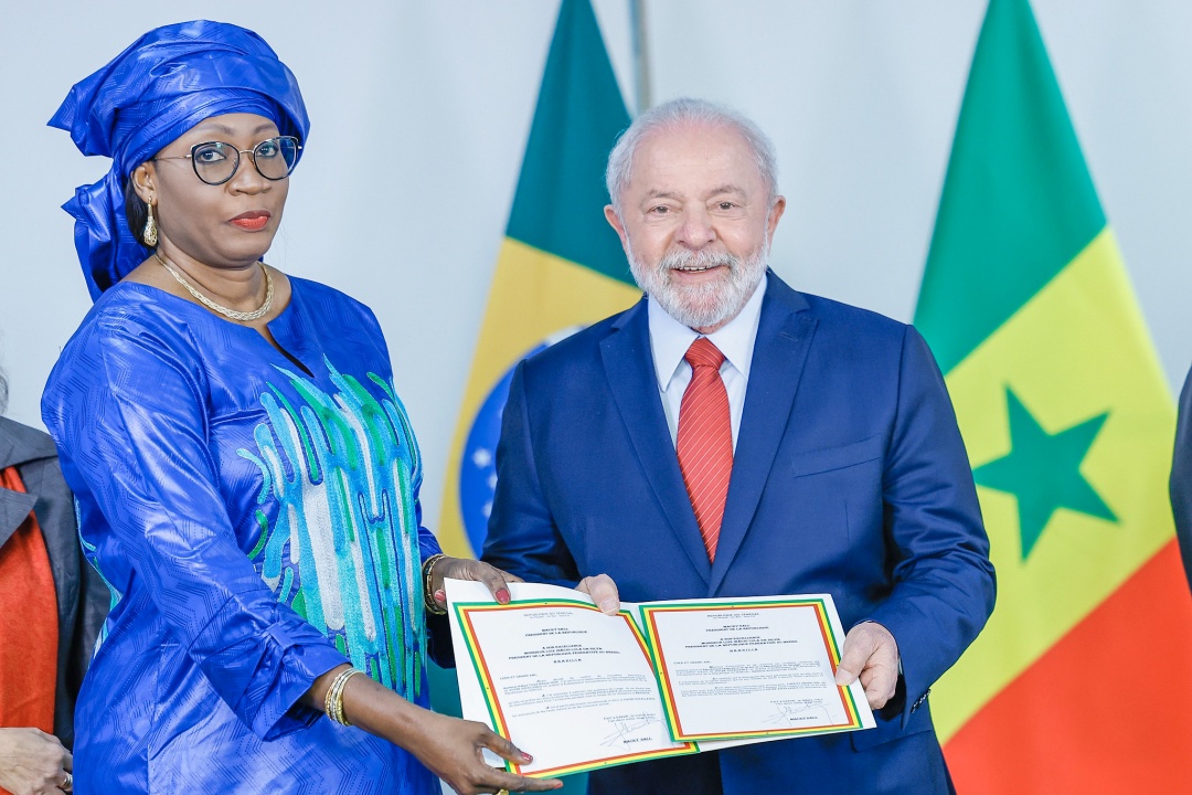 President Lula receives 12 new ambassadors at the Planalto Palace ...