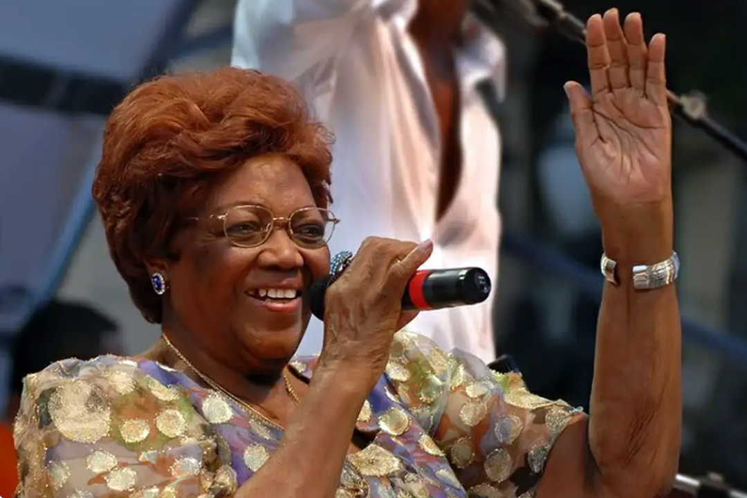 Em homenagem à Dona Ivone Lara, dia 13 de abril é instituído como Dia ...