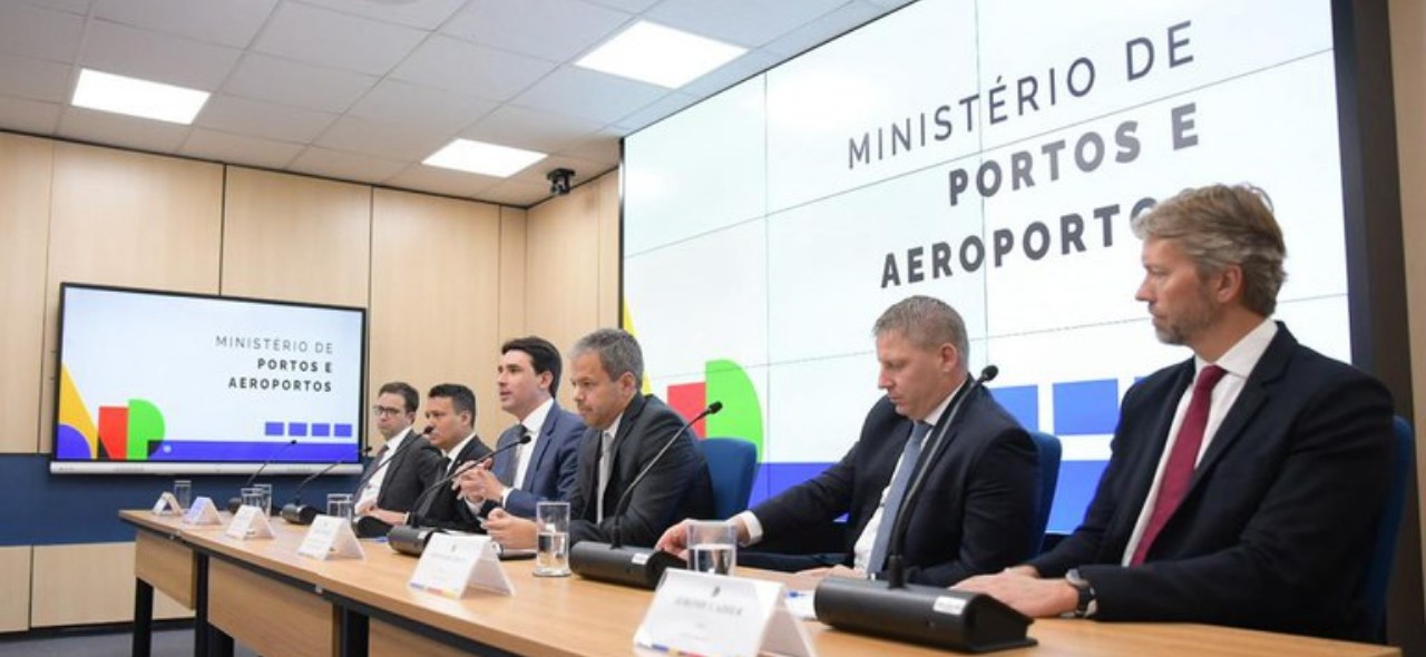 Ministério de Portos e Aeroportos - Página Principal — Portos e Aeroportos