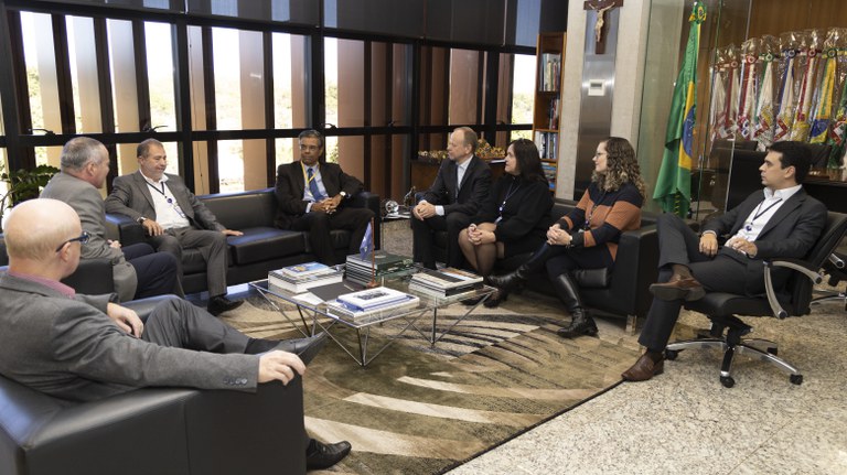 Presi_PREVIC_visita_POUPREV_Diretoria_Salaampla21.jpg ...