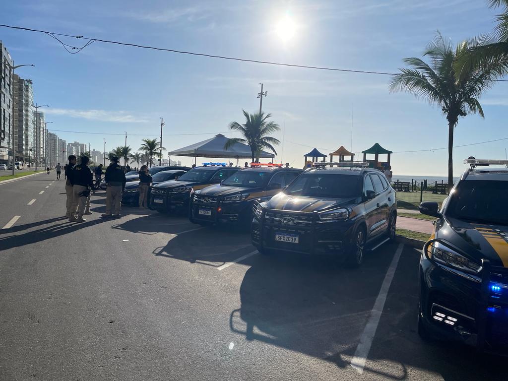 PRF realiza entrega insitucional de novas viaturas no ES — Polícia ...