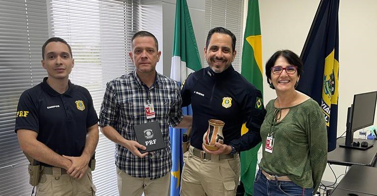 Superintendente da PRF/MS recebe visita do diretor-geral da FCMS — Polícia Rodoviária Federal