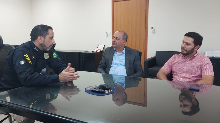 Superintendente da PRF/MS recebe visita do Prefeito de Taquarussu (MS) — Polícia Rodoviária Federal