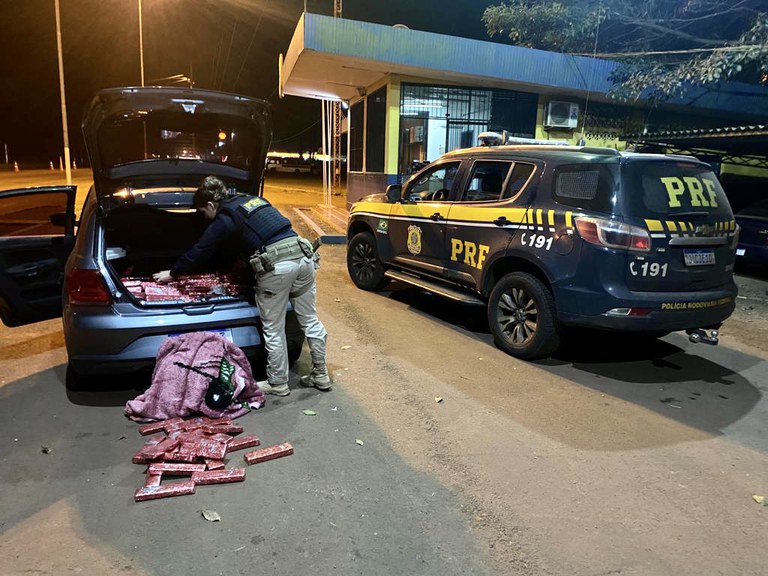 PRF prende traficante com 200kg de maconha e recupera veículo roubado ...
