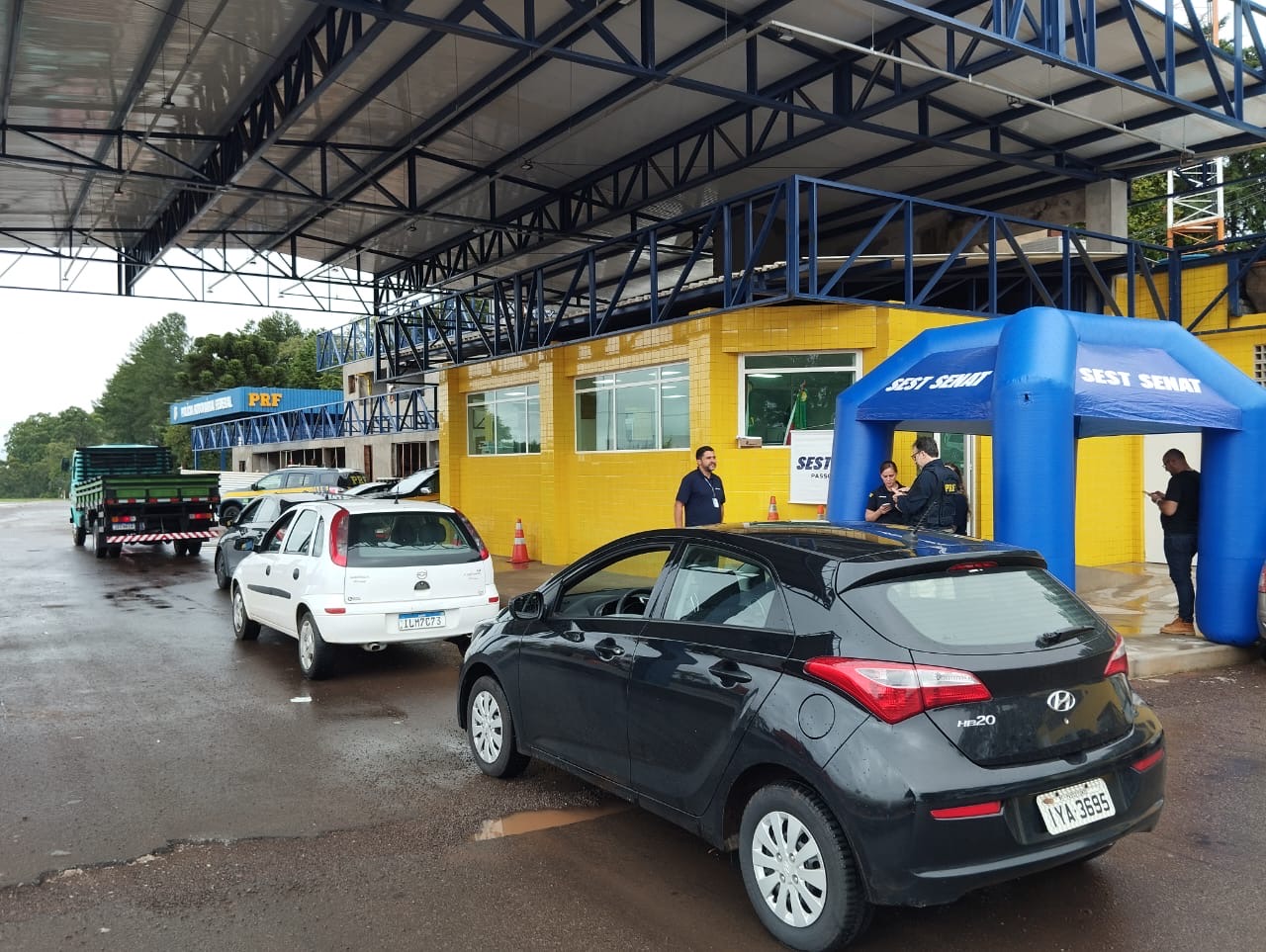 PRF realiza atividade de educação para o trânsito na BR 285 em Passo ...