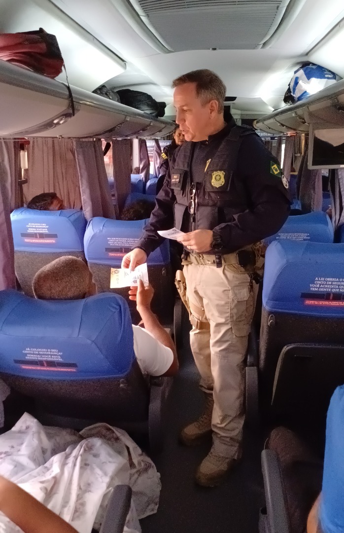 Blitz do Autismo: PRF/SE realiza Comando Educativo em Estância/SE ...