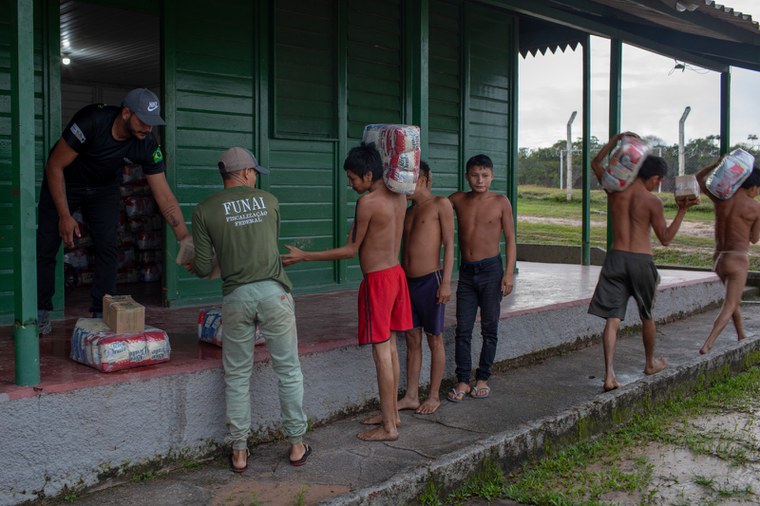 Federal Government removes invaders, provides assistance at Yanomami ...
