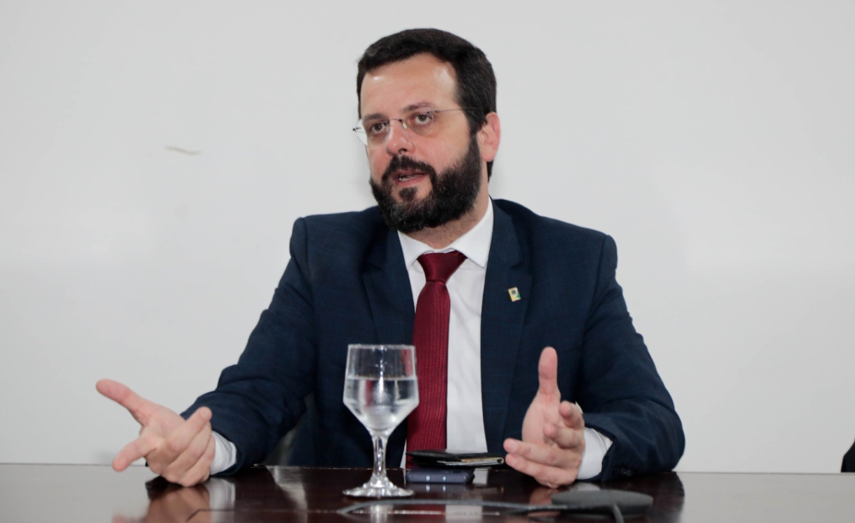 Professor e cientista político Vitor Marchetti assume a chefia da ...