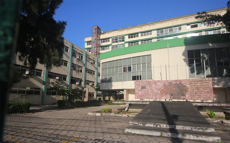 Decreto aprova nova estrutura regimental e quadro de cargos em comissão ...