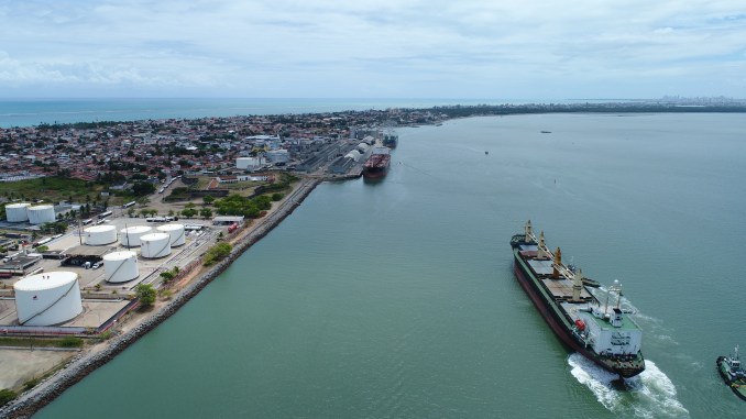 porto_cabedelo.jpg — Ministério dos Transportes